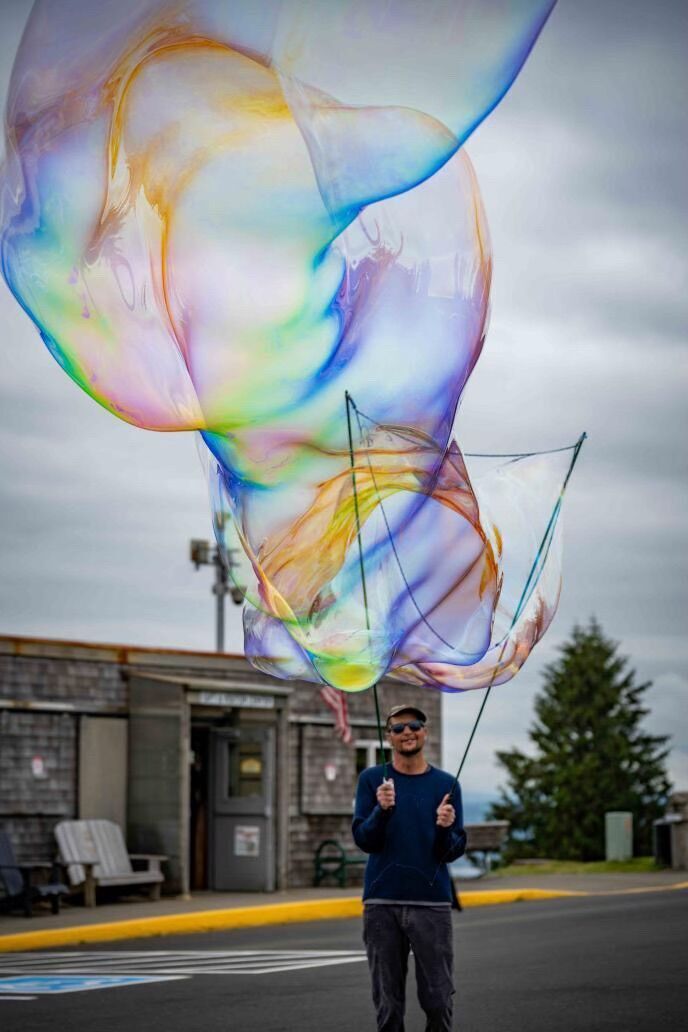 Astoria’s bubblemen | The Other Oregon